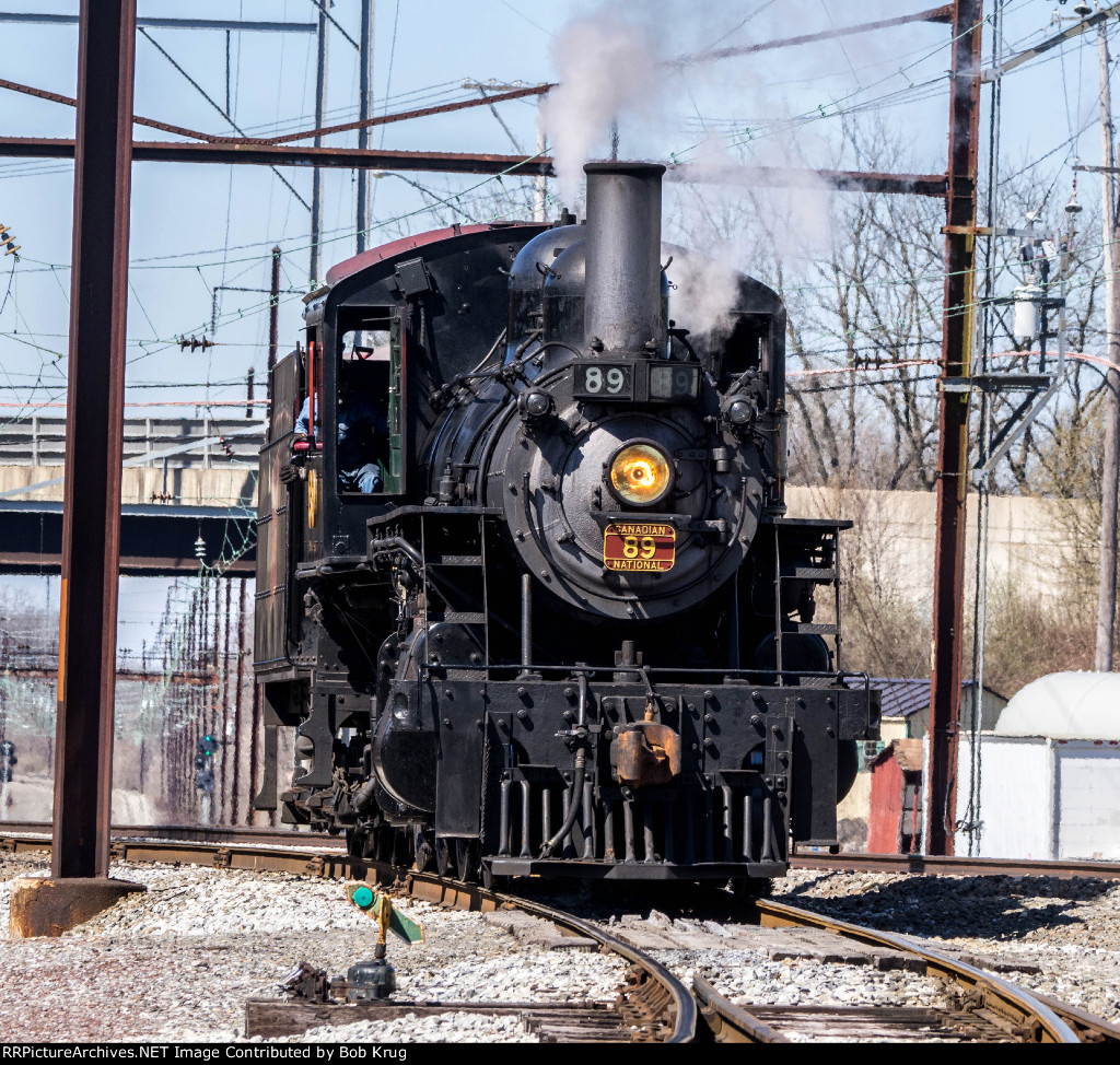 SRR 89 on the run-around move at Leaman Place